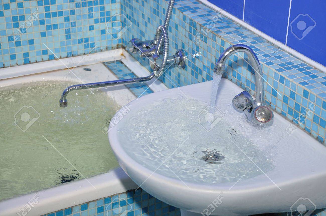 Bathroom Flood Boise | Hurrying Your Way!
